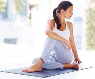 Top 5 Sciatica Stretches: TruSpine SF Guide
